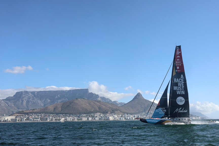 Leg 2 - Live Finish Story - Team Holcim-PRB win Leg 2 - The Ocean Race ...